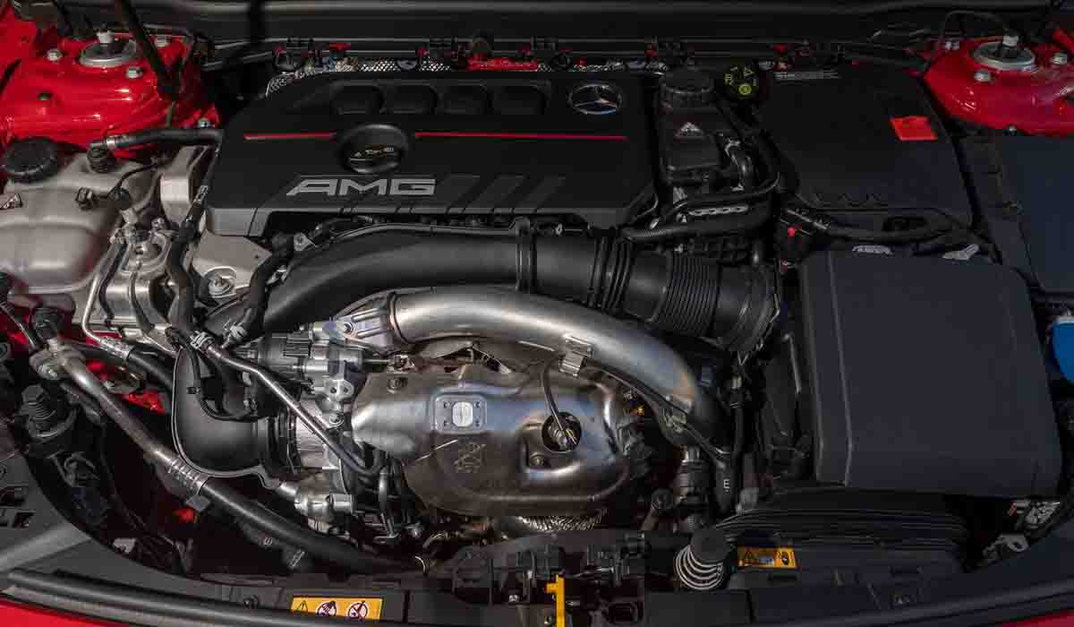 StriveME - مرسيدس cla 2022 واهم مميزاتها ومواصفاتها واسعارها